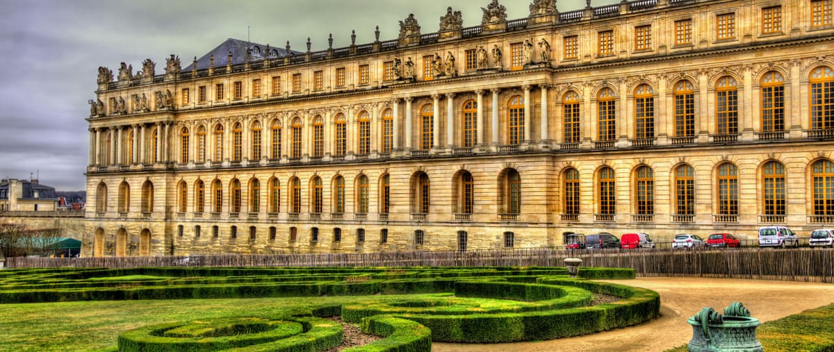 15 Best Things France is Famous For
