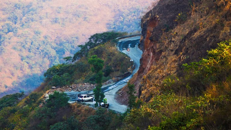 Top 10 Places Near Pune for One Day Trip (2025) - Travelxp