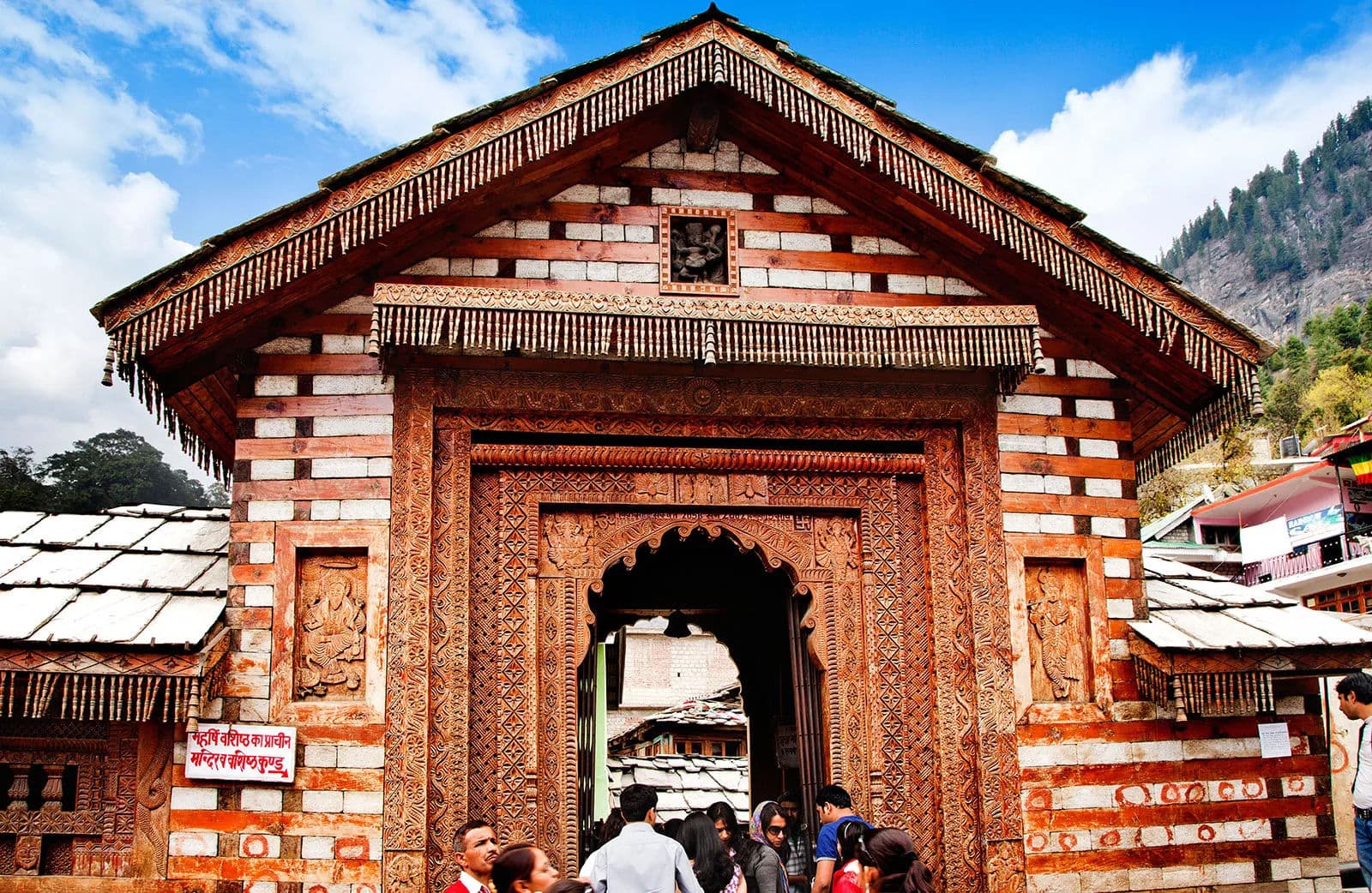 Famous Temples Of Himachal Pradesh